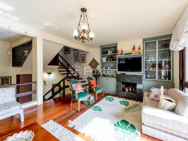 Casa / Sobrado em Condomínio para Venda em Porto Alegre/RS Ipanema 4 Quartos