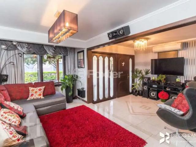 Casa / Sobrado em Condomínio para Venda em Porto Alegre/RS Ipanema 4 Quartos