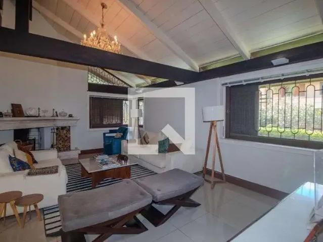 Casa / Sobrado em Condomínio para Venda em Porto Alegre/RS Jardim Botânico 5 Quartos