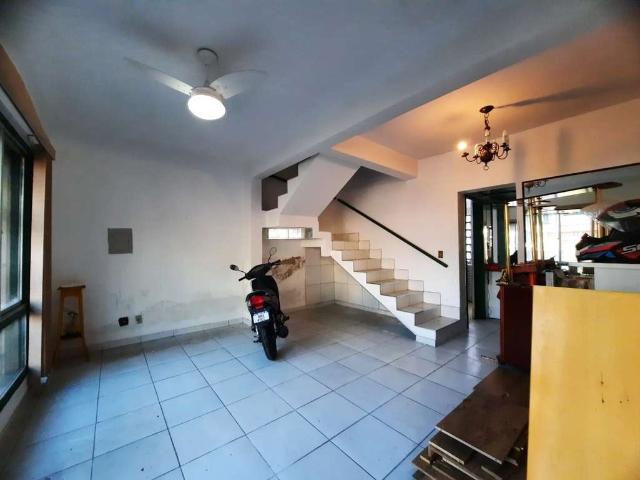 Casa / Sobrado em Condomínio para Venda em Porto Alegre/RS Jardim Botânico 3 Quartos