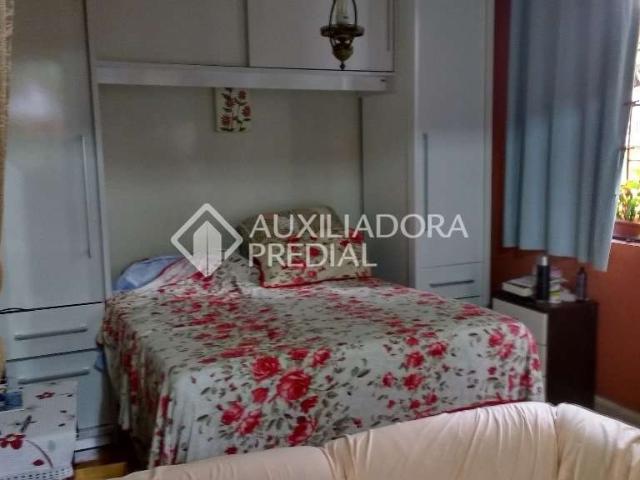 Casa / Sobrado em Condomínio para Venda em Porto Alegre/RS Jardim Carvalho 3 Quartos