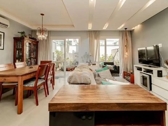 Casa / Sobrado em Condomínio para Venda em Porto Alegre/RS Jardim Carvalho 3 Quartos