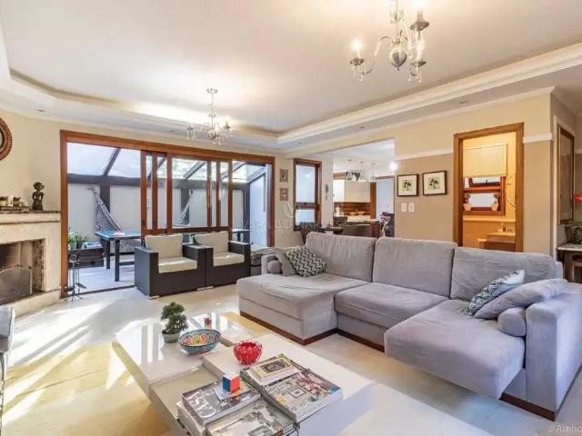 Casa / Sobrado em Condomínio para Venda em Porto Alegre/RS Jardim Isabel 3 Quartos