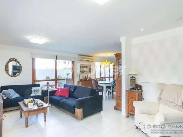 Casa / Sobrado em Condomínio para Venda em Porto Alegre/RS Jardim Isabel 4 Quartos
