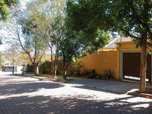 Casa / Sobrado em Condomínio para Venda em Porto Alegre/RS Jardim Itu Sabará 2 Quartos