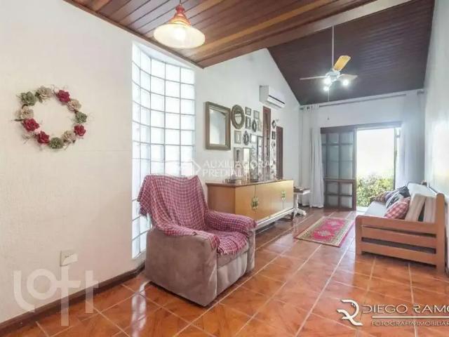Casa / Sobrado em Condomínio para Venda em Porto Alegre/RS Jardim Itu Sabará 4 Quartos
