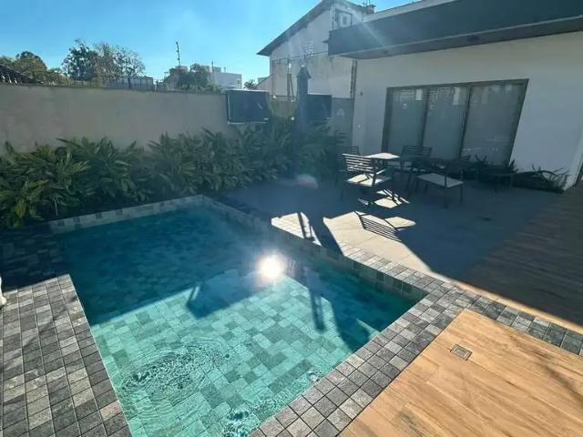 Casa / Sobrado em Condomínio para Venda em Porto Alegre/RS Jardim Planalto 3 Quartos