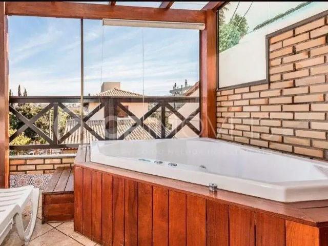 Casa / Sobrado em Condomínio para Venda em Porto Alegre/RS Jardim Planalto 3 Quartos