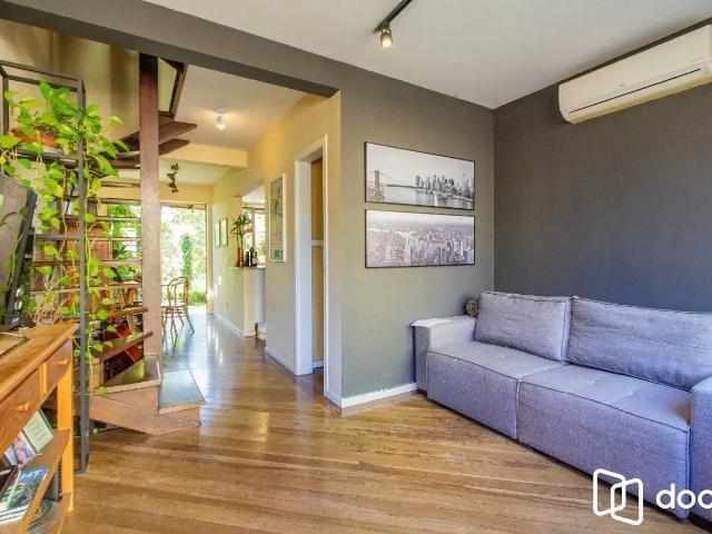 Casa / Sobrado em Condomínio para Venda em Porto Alegre/RS Jardim Sabará 3 Quartos