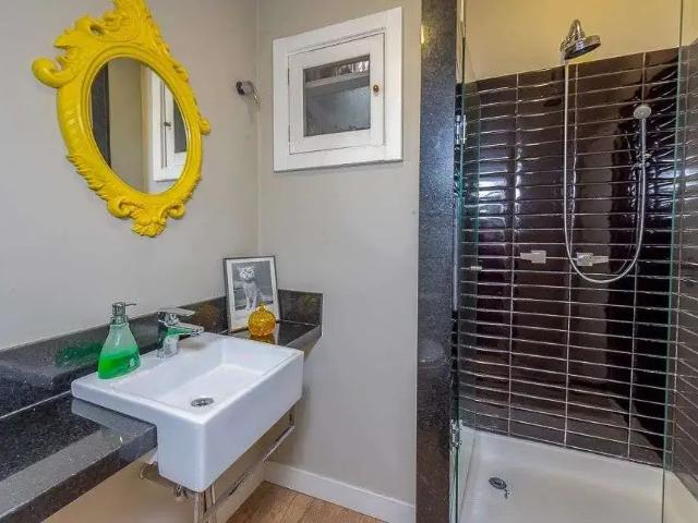 Casa / Sobrado em Condomínio para Venda em Porto Alegre/RS Lomba do Pinheiro 4 Quartos