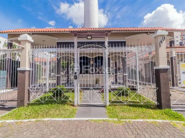Casa / Sobrado em Condomínio para Venda em Porto Alegre/RS Parque Santa Fé 3 Quartos