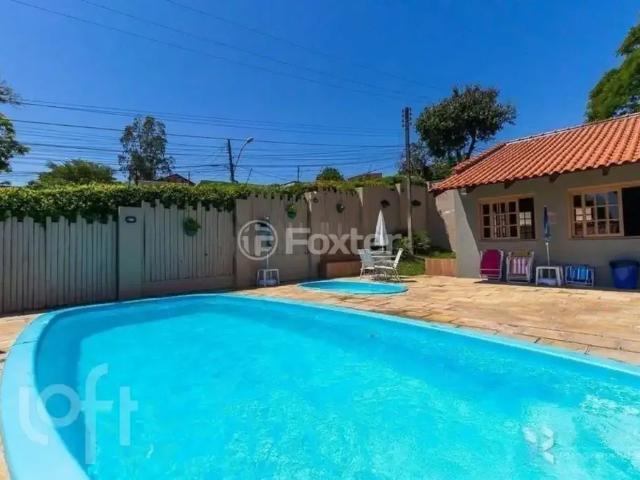 Casa / Sobrado em Condomínio para Venda em Porto Alegre/RS Partenon 3 Quartos
