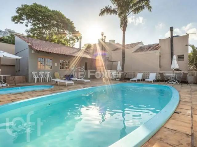 Casa / Sobrado em Condomínio para Venda em Porto Alegre/RS Partenon 3 Quartos