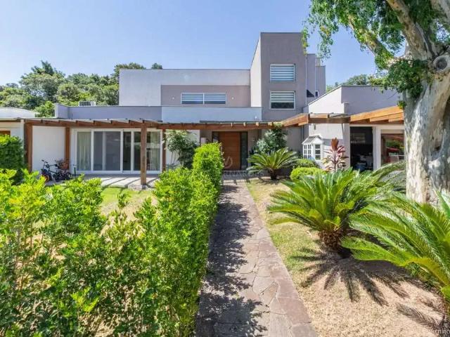 Casa / Sobrado em Condomínio para Venda em Porto Alegre/RS Pedra Redonda 5 Quartos