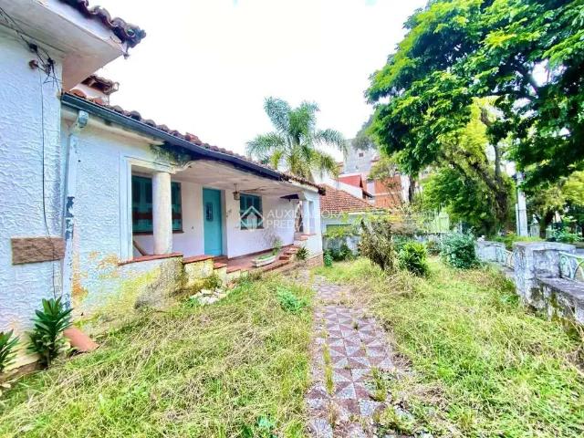 Casa / Sobrado em Condomínio para Venda em Porto Alegre/RS Petrópolis 3 Quartos