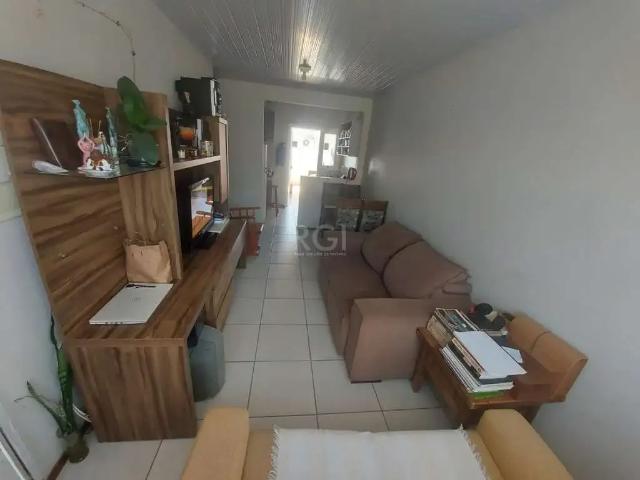 Casa / Sobrado em Condomínio para Venda em Porto Alegre/RS Restinga 2 Quartos