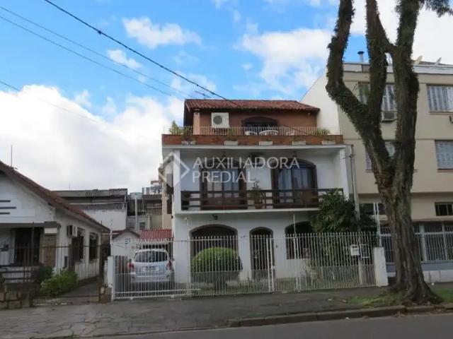 Casa / Sobrado em Condomínio para Venda em Porto Alegre/RS São João 5 Quartos