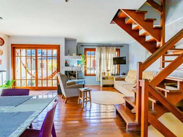 Casa / Sobrado em Condomínio para Venda em Porto Alegre/RS Santa Tereza 4 Quartos