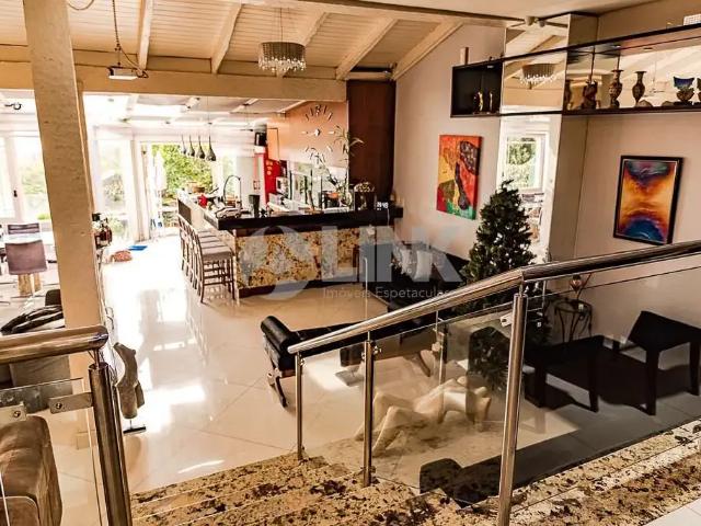 Casa / Sobrado em Condomínio para Venda em Porto Alegre/RS Santa Tereza 4 Quartos