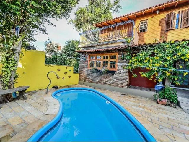 Casa / Sobrado em Condomínio para Venda em Porto Alegre/RS Santa Tereza 4 Quartos