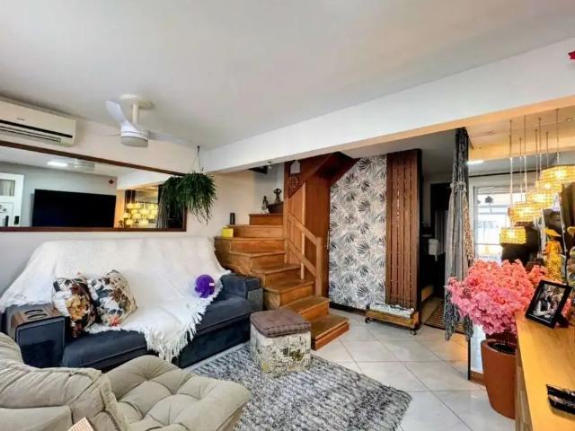 Casa / Sobrado em Condomínio para Venda em Porto Alegre/RS Sarandi 3 Quartos