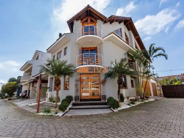 Casa / Sobrado em Condomínio para Venda em Porto Alegre/RS Sarandi 3 Quartos