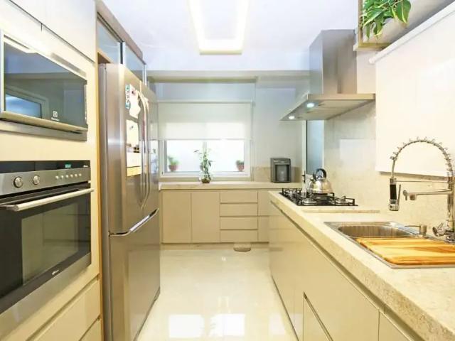 Casa / Sobrado em Condomínio para Venda em Porto Alegre/RS Sarandi 4 Quartos