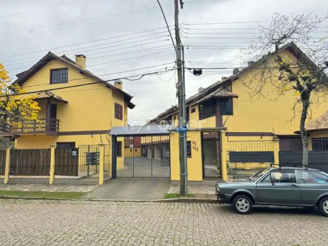 Casa / Sobrado em Condomínio para Venda em Porto Alegre/RS Serraria 3 Quartos