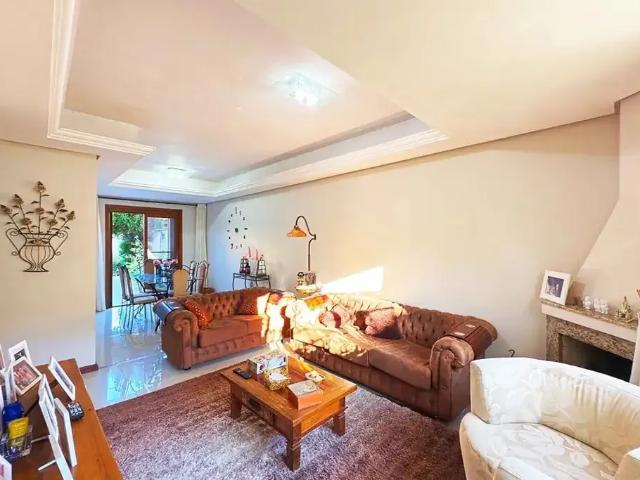 Casa / Sobrado em Condomínio para Venda em Porto Alegre/RS Serraria 3 Quartos