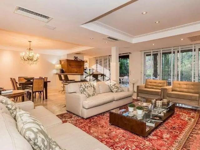 Casa / Sobrado em Condomínio para Venda em Porto Alegre/RS Três Figueiras 4 Quartos