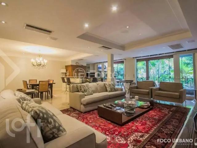 Casa / Sobrado em Condomínio para Venda em Porto Alegre/RS Três Figueiras 4 Quartos