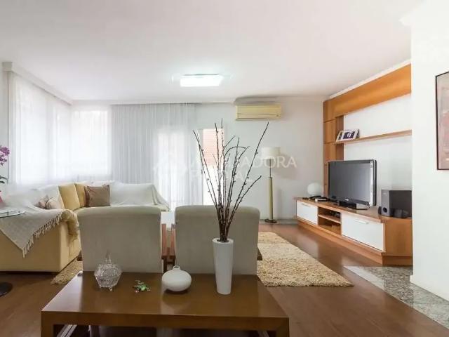 Casa / Sobrado em Condomínio para Venda em Porto Alegre/RS Três Figueiras 5 Quartos