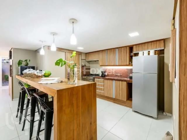 Casa / Sobrado em Condomínio para Venda em Porto Alegre/RS Tristeza 3 Quartos