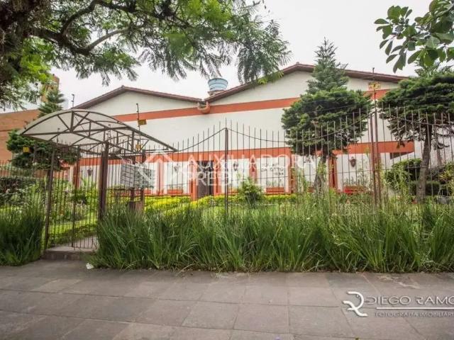 Casa / Sobrado em Condomínio para Venda em Porto Alegre/RS Tristeza 3 Quartos