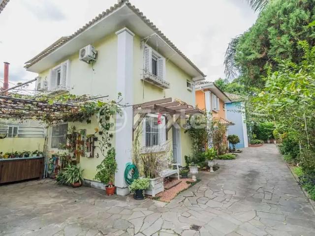 Casa / Sobrado em Condomínio para Venda em Porto Alegre/RS Tristeza 3 Quartos