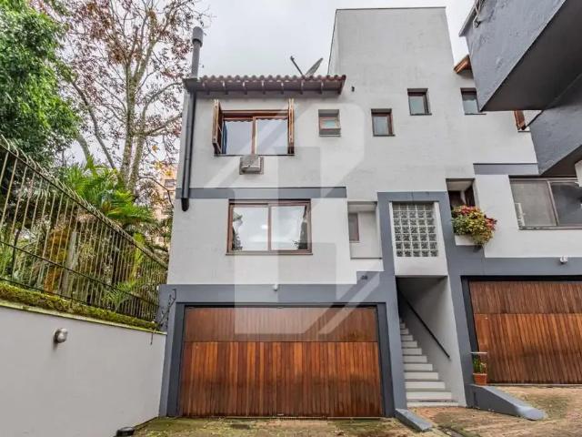 Casa / Sobrado em Condomínio para Venda em Porto Alegre/RS Tristeza 3 Quartos