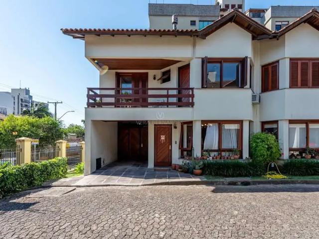Casa / Sobrado em Condomínio para Venda em Porto Alegre/RS Tristeza 4 Quartos