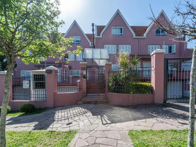 Casa / Sobrado em Condomínio para Venda em Porto Alegre/RS Vila Assunção 4 Quartos