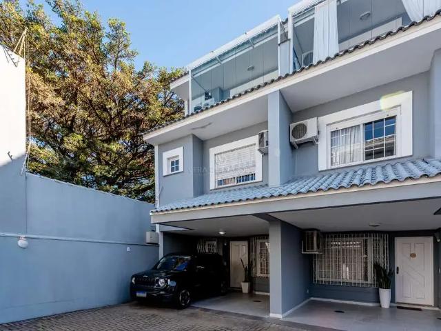 Casa / Sobrado em Condomínio para Venda em Porto Alegre/RS Vila Assunção 3 Quartos