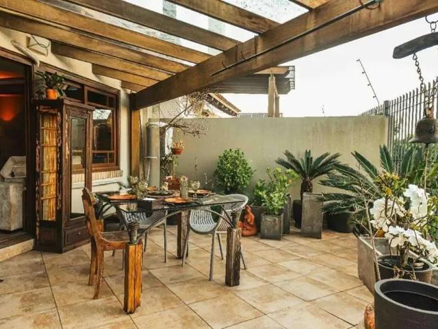 Casa / Sobrado em Condomínio para Venda em Porto Alegre/RS Vila Assunção 3 Quartos