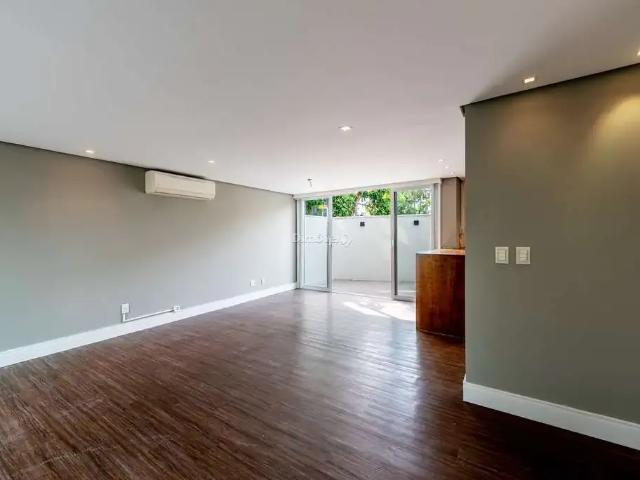 Casa / Sobrado em Condomínio para Venda em Porto Alegre/RS Vila Assunção 3 Quartos