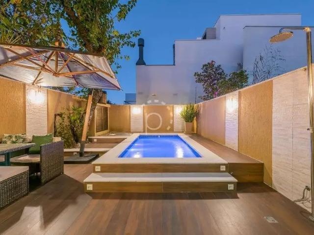 Casa / Sobrado em Condomínio para Venda em Porto Alegre/RS Vila Assunção 3 Quartos