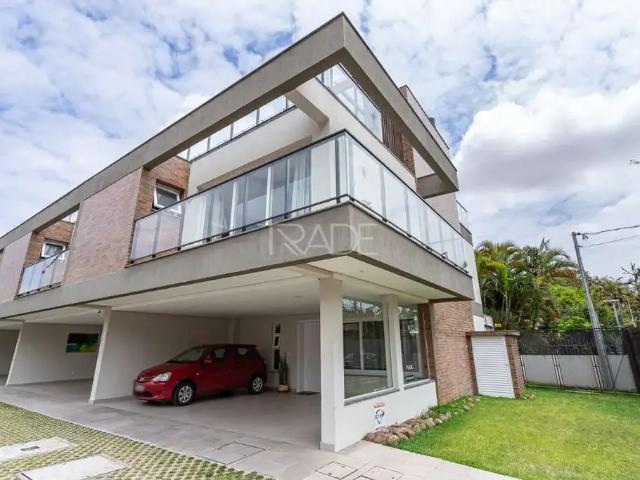 Casa / Sobrado em Condomínio para Venda em Porto Alegre/RS Vila Assunção 3 Quartos