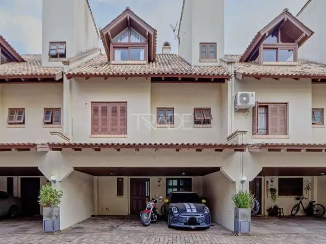Casa / Sobrado em Condomínio para Venda em Porto Alegre/RS Vila Assunção 3 Quartos
