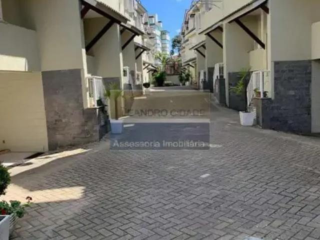 Casa / Sobrado em Condomínio para Venda em Porto Alegre/RS Vila Jardim 3 Quartos