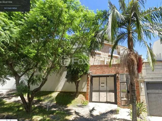 Casa / Sobrado em Condomínio para Venda em Porto Alegre/RS Vila Jardim 3 Quartos