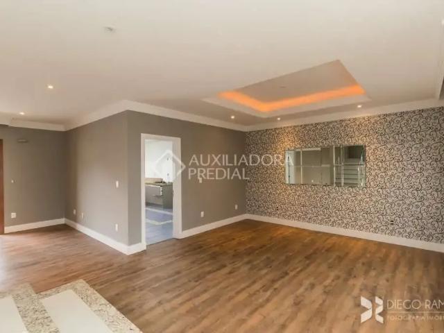 Casa / Sobrado em Condomínio para Venda em Porto Alegre/RS Vila Jardim 3 Quartos