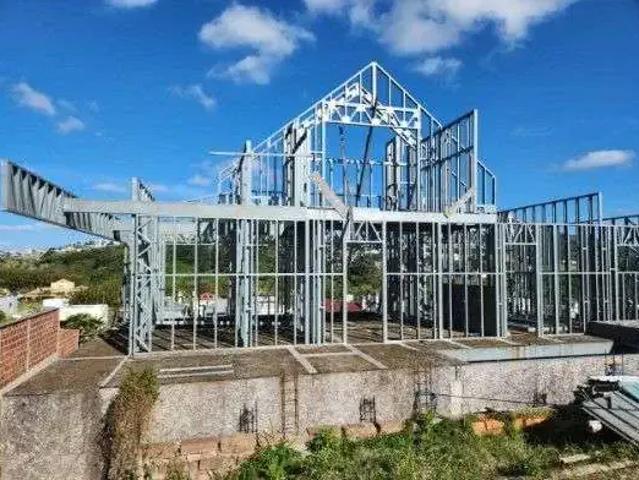 Casa / Sobrado em Condomínio para Venda em Porto Alegre/RS Vila Nova 4 Quartos