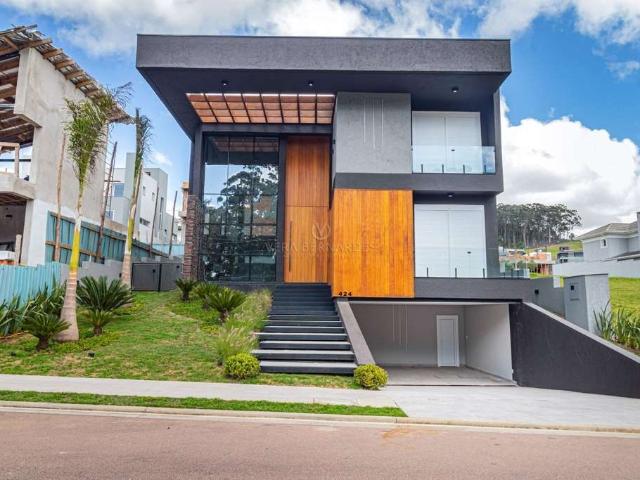 Casa / Sobrado em Condomínio para Venda em Porto Alegre/RS Vila Nova 4 Quartos