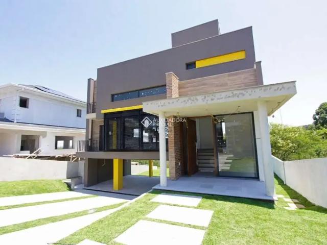 Casa / Sobrado em Condomínio para Venda em Porto Alegre/RS Vila Nova 4 Quartos